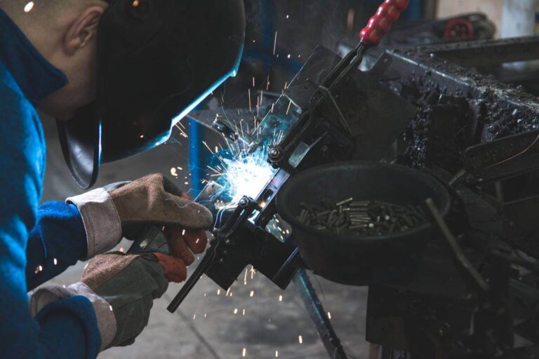 Required Skills You Should Have for A Sheet Metal Mechanic Position